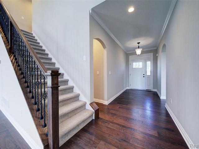 562 MOH72 round rock drive