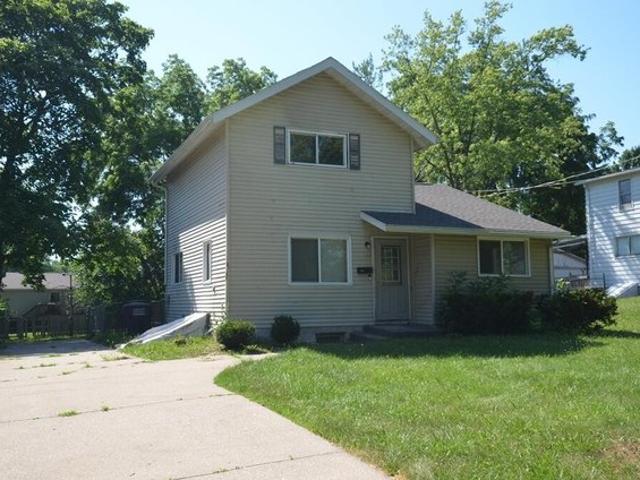 562 S Franklin St, Whitewater, WI 53190