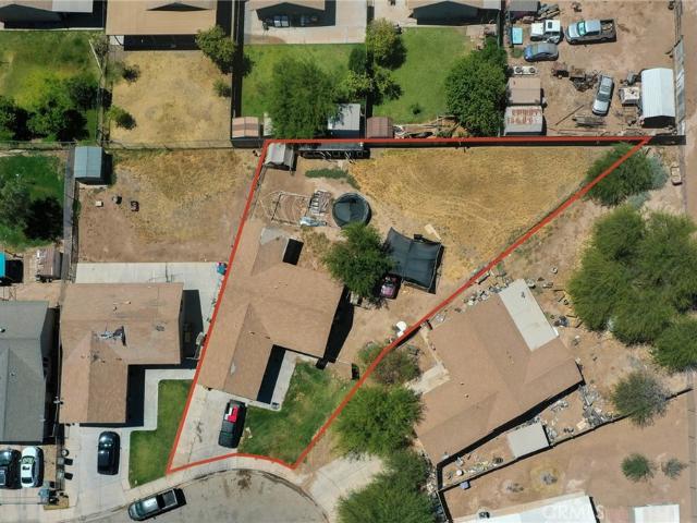 562 Sundance Ln
