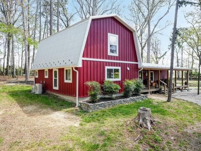 562 Peach Orchard Rd, Louisburg, NC 27549