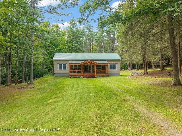 562 Quarry Rd, Blenheim, NY 12131