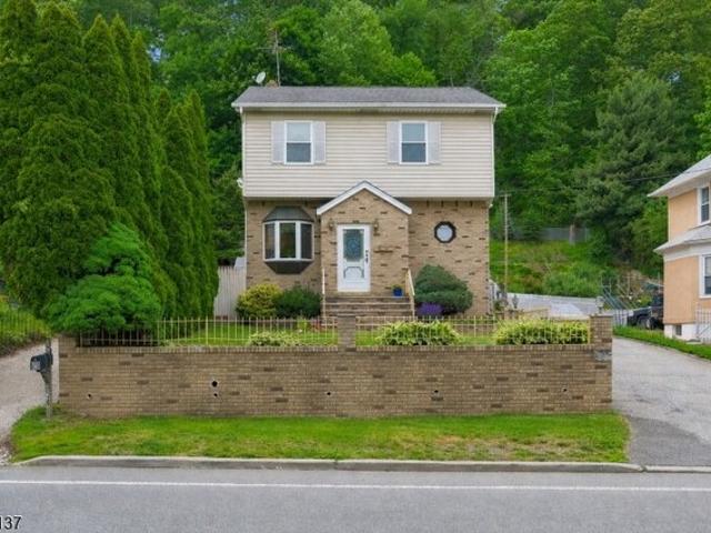 562 Valley Rd, Clifton, NJ 07013