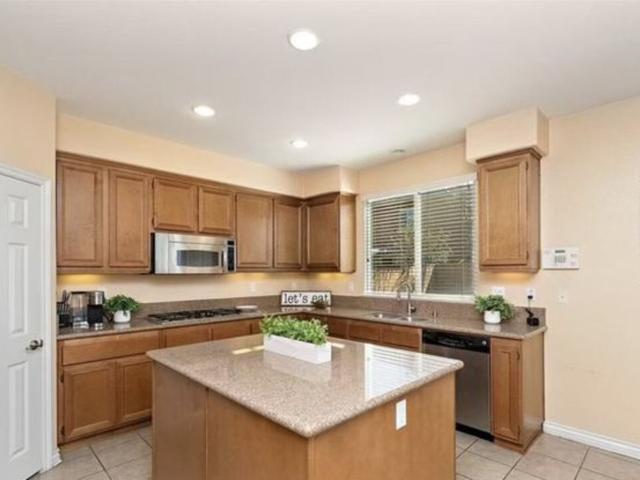 5634 Cambria Dr, Eastvale, CA 91752 | MLS #26669 | Compass