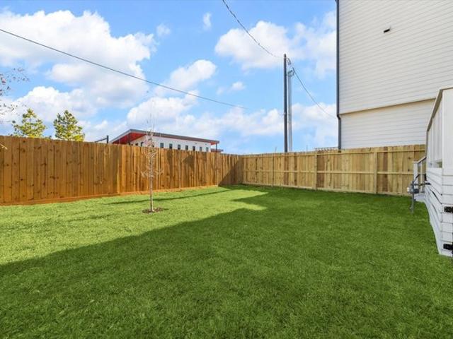 5634 Camino Encantado Dr, Houston, TX 77091