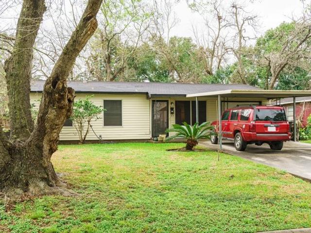 5634 Schevers St, Houston, TX 77033