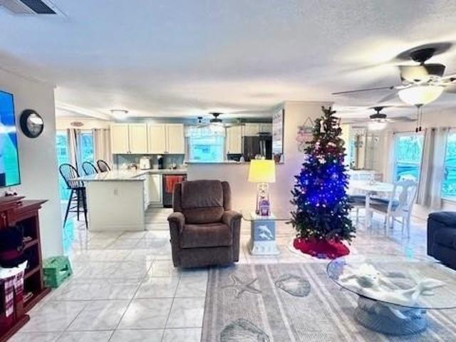 5635 Captain John Smith Loop, North Fort Myers, FL 33917