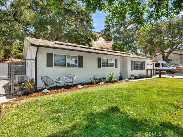 5635 Hermosilla Avenue