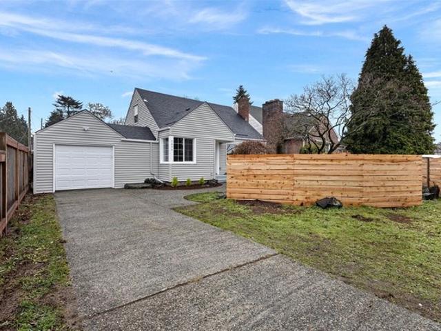 5635 Pacific Ave, Tacoma, WA 98408
