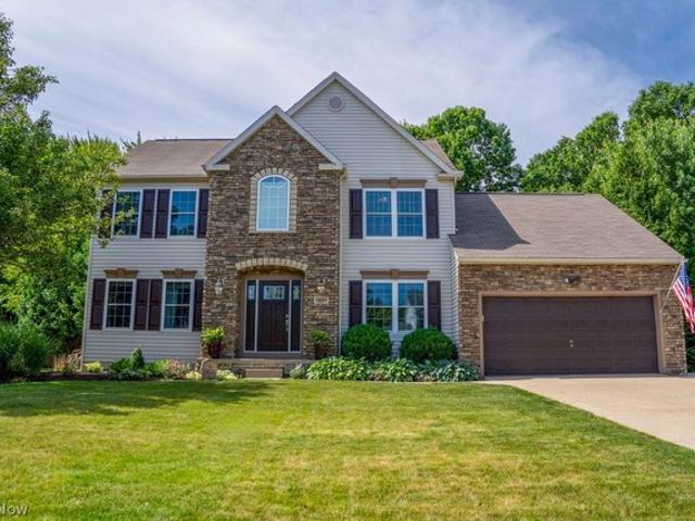 5635 Trystin Tree Dr, Medina, OH 44256