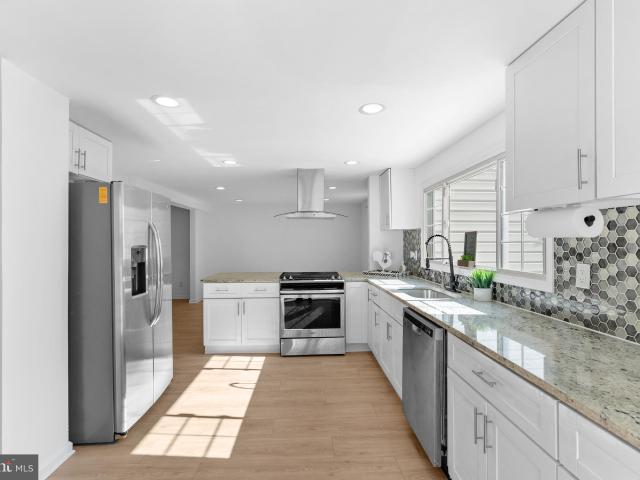 5637 High Tor Hill, Columbia, MD 21045 | MLS #MDHW2066