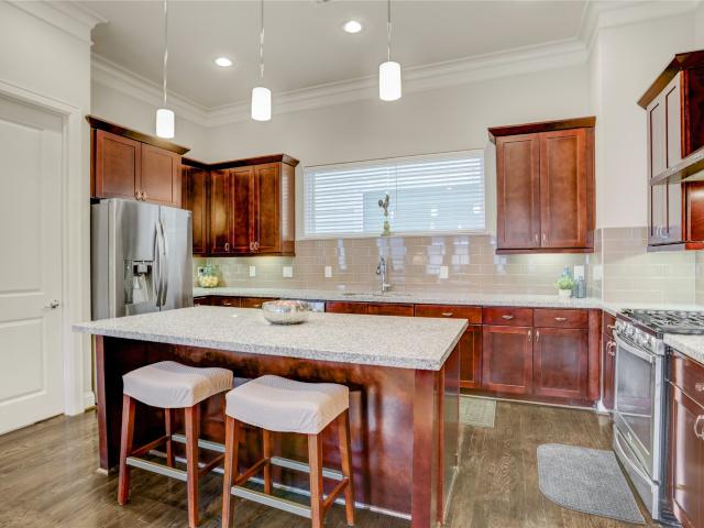 5637 Kiam St, Unit D, Houston, TX 77007 | MLS #75248 | Compass