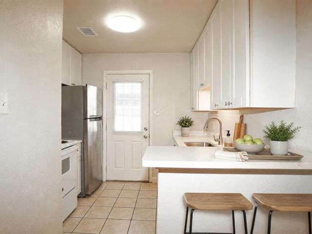 5638 Marina Drive # 22
