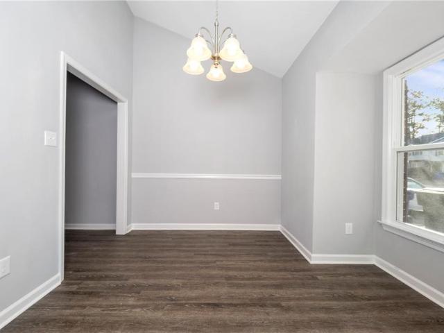 5638 Trafalgar ARCH