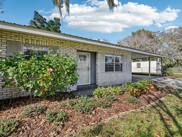 56305 Redbud Rd, Astor, FL 32102 | MLS #G5105 | Compass