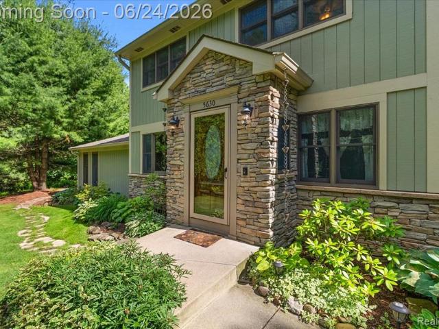 5630 Griffith Drive