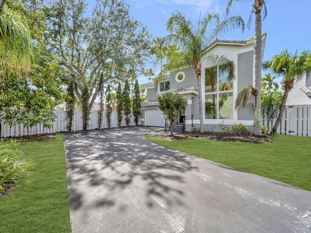 5631 NW 43rd Way, Coconut Creek, FL 33073
