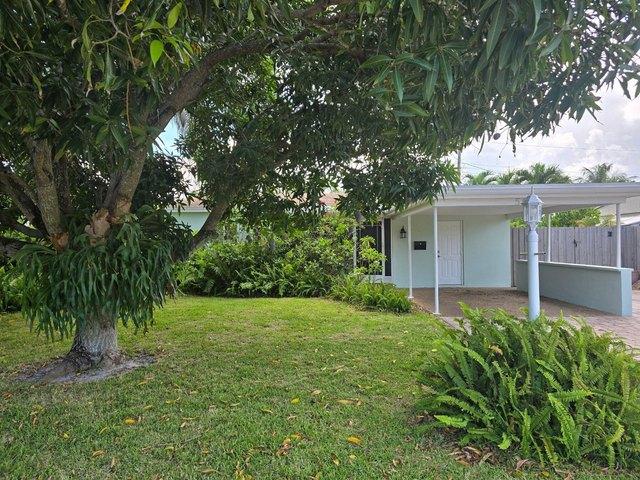 5631 NE 5th Ave, Oakland Park, FL 33334