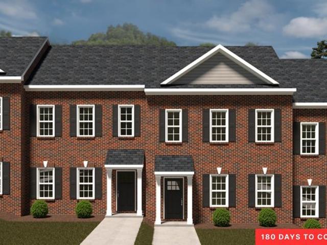 5631 Huntridge Rd, Roanoke, VA 24012