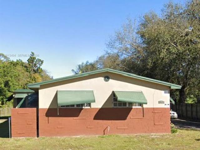 5631 SW 27th St, West Park, FL 33023