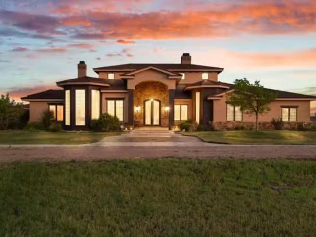 5631 WOODROW RD, LUBBOCK, TX 79424 Single Family Residence For.