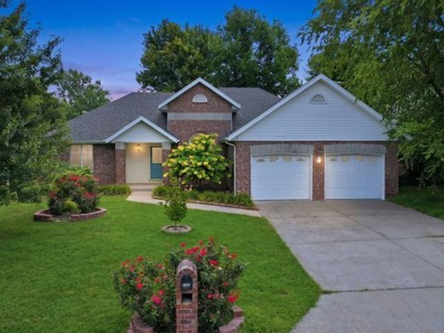 5632 S Newton Ave, Springfield, MO 65810