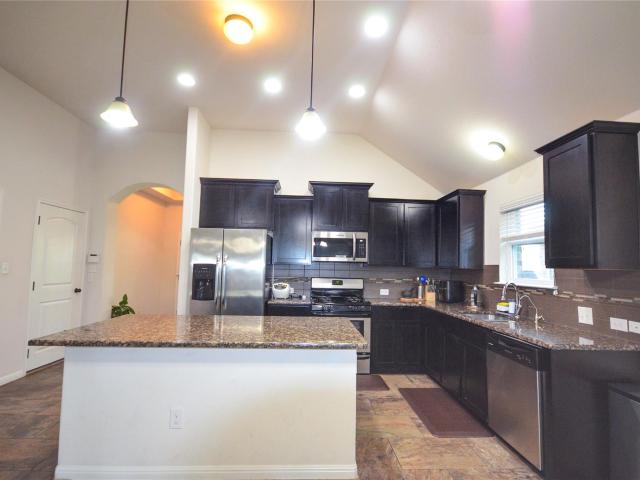 5632 Sabbia Dr