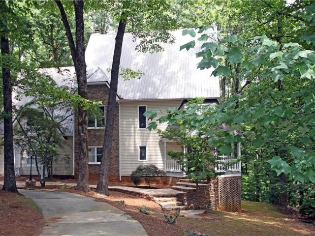 5633 Aven Road