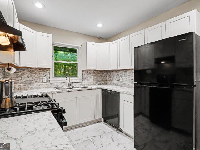 5633 Cypress Drive