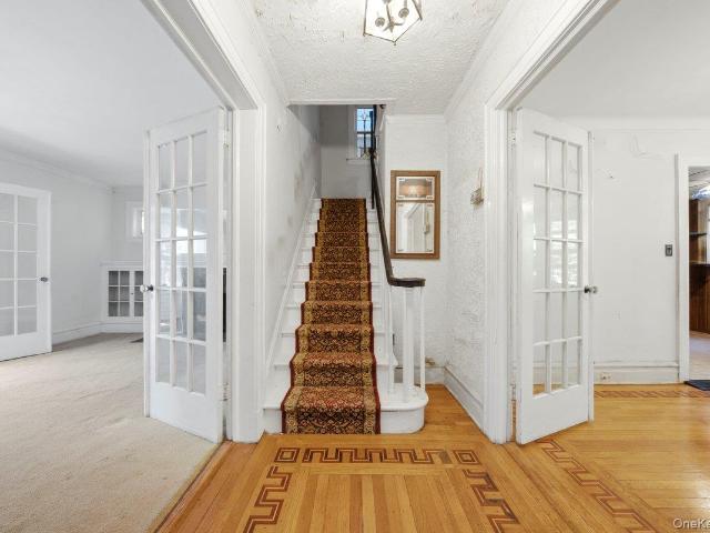 5633 Post Road