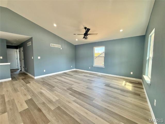 563 Calvey Heights Ct, Robertsville, MO 63072 | MLS #25071