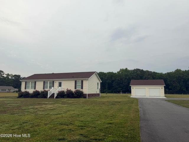 563 Daniels Road