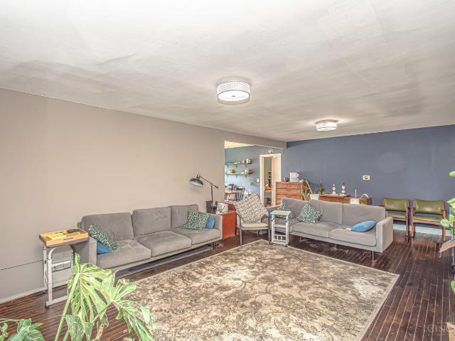 563 East Drive