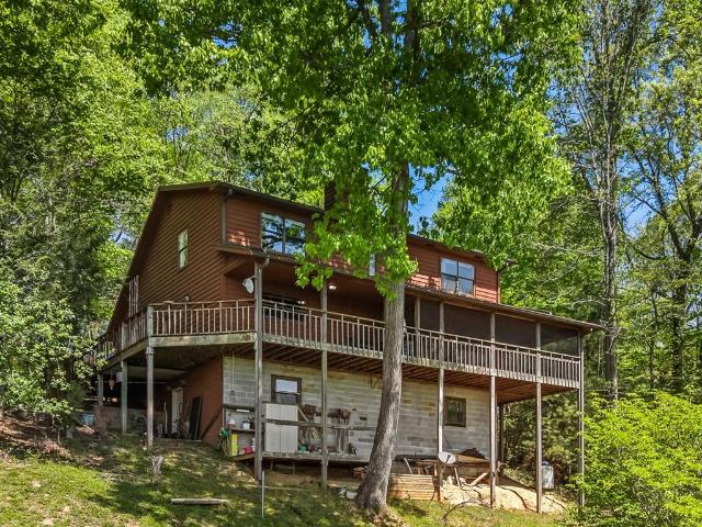 563 Mountain Top Drive