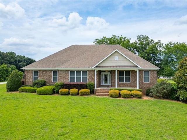 563 Martin Rd, Talmo, GA 30575