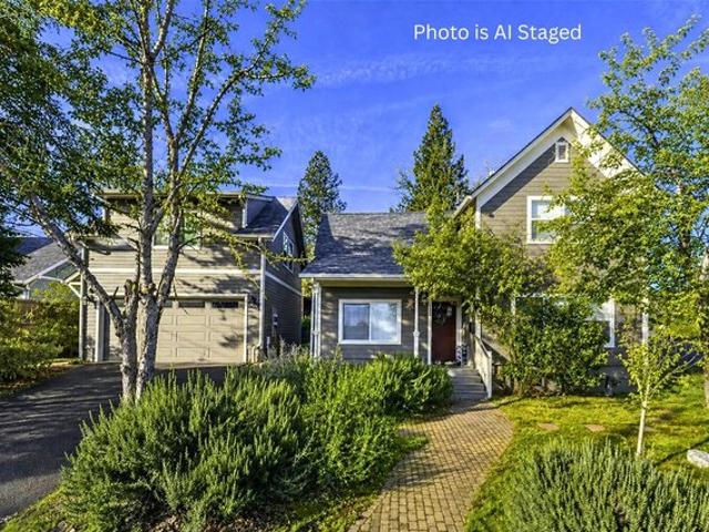 563 Rock St, Ashland, OR 97520