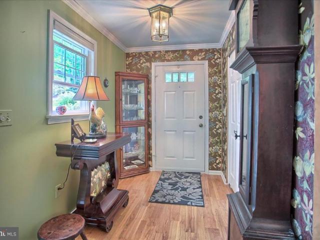 563 Roslaire Drive