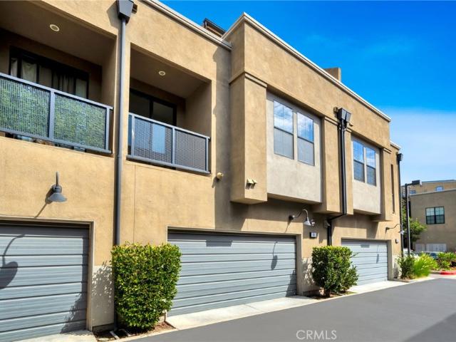 563 W Maple Avenue