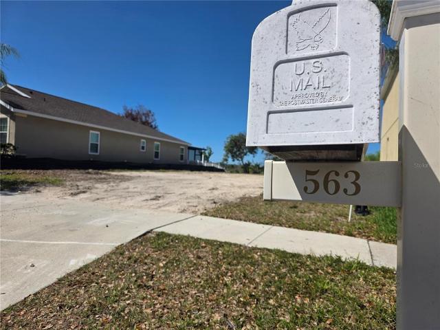 563 Vista Ridge Dr, Ruskin, FL 33570 | MLS #TB8492