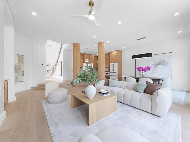 5644 Gleneagles Drive