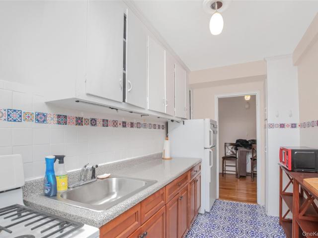 5645 Netherland Avenue, Unit 6E