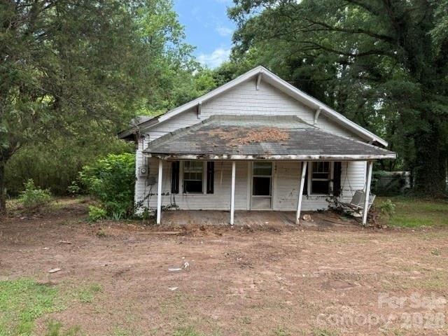 5645 King Wilkinson Rd, Denver, NC 28037