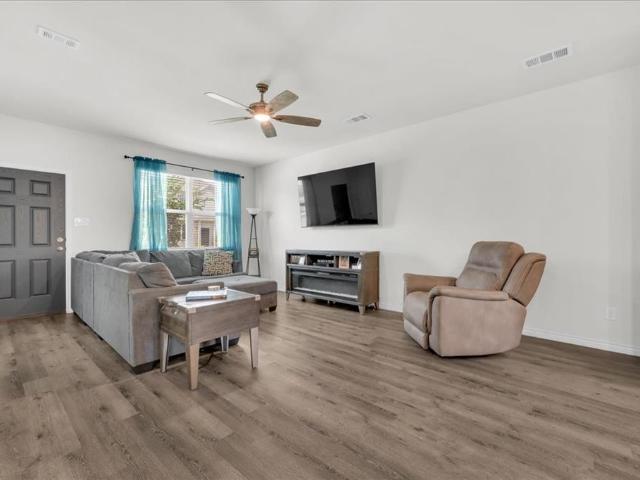 5645 Willamette Drive