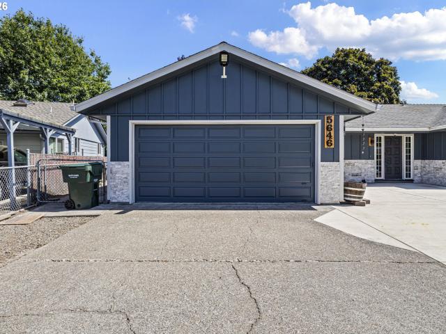 5646 takelma ct ne