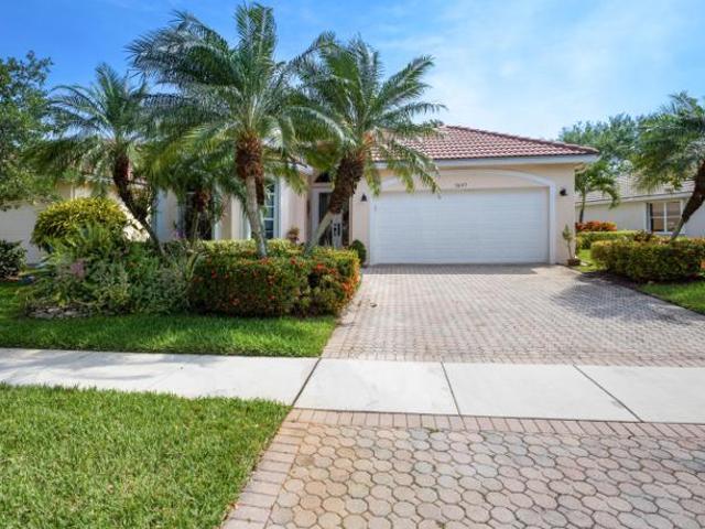 5647 Fountains Dr S, Lake Worth, FL 33467