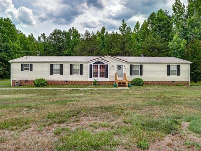 5648 Moons Rd, Long Island, VA 24569