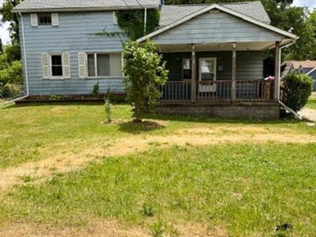 5649 Park Rd, Leavittsburg, OH 44430