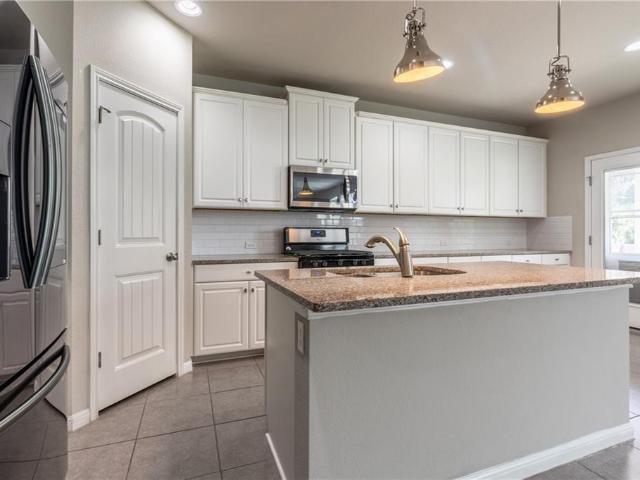 5649 Porano Cir