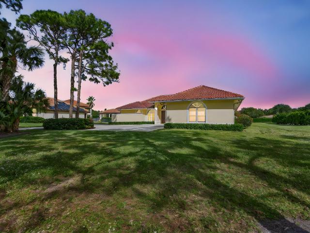 5649 Sea Biscuit Rd, Palm Beach Gardens, FL 33418 | MLS #R11159 | Compass