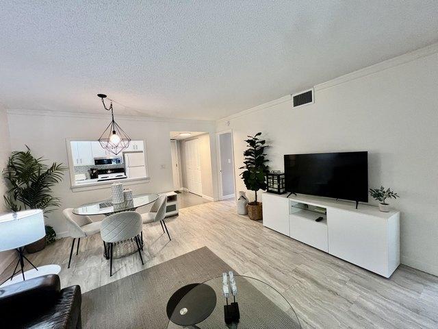 5640 SW 3rd Pl Apt 217, Margate, FL 33068
