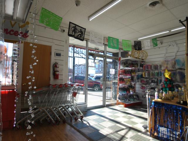 5640 W Cermak Road